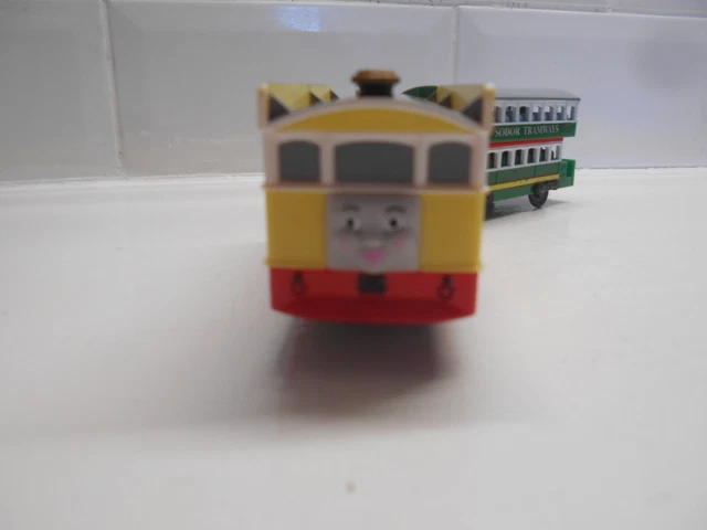 TOMY TRACKMASTER THOMAS the tank engine trains flora £10.99 - PicClick UK