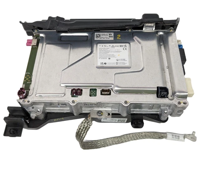 TESLA MODEL Y AUTOPILOT MEDIA CONTROL UNIT 2021-2024 1684435-05-H £599. ...