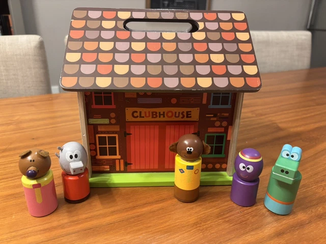 CBEEBIES HEY DUGGEE Wooden House Clubhouse Kids Toy Carry Along House £ ...