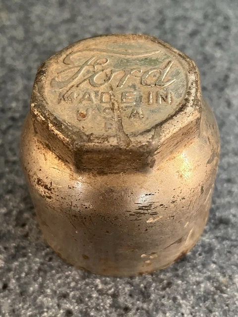 VINTAGE FORD MODEL T 1920's Grease Hub Cap Threaded Dust Cover Screw On ...