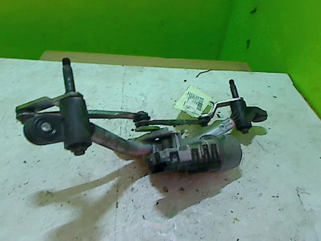 WINDSHIELD WIPER MECHANISM Renault Twingo II (CN) 2009 8200364766 EUR ...