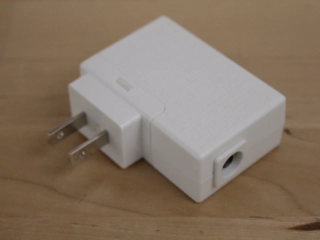 ORIGINAL IKEA LED Power Supply Adaptor 19VDC Max 10W Model ICPSW19-10-2 ...