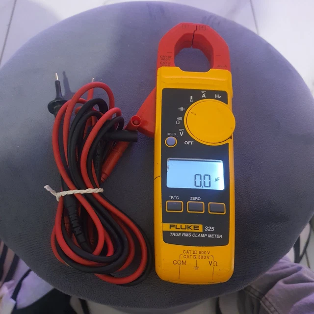 FLUKE 325 MULTIMETER AMMETER CALIPER TEMPERATURE TESTER No. 324 326 175 ...