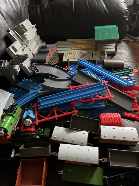 TOMY TRACKMASTER THOMAS THE TANK ENGINE Train Set Railway Track BUNDLE ...