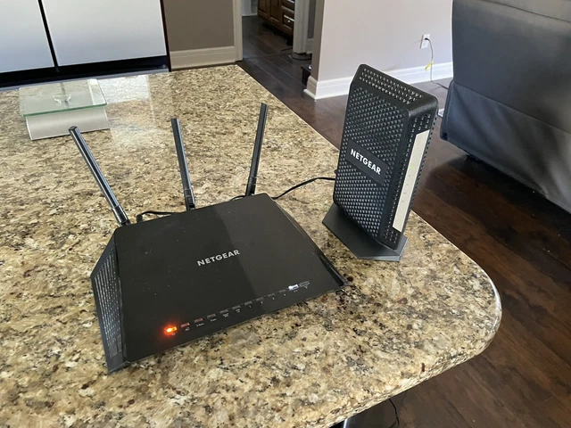 NETGEAR R7600 NIGHTHAWK AC1750 Smart WiFi Router + NETGEAR Cable Modem ...