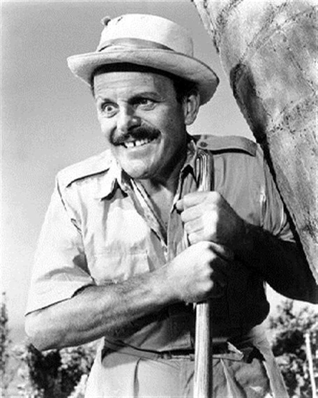 TERRY - THOMAS Comme Lt.col. J.Algernon Aubépine 8X10 Photo EUR 7,12 ...