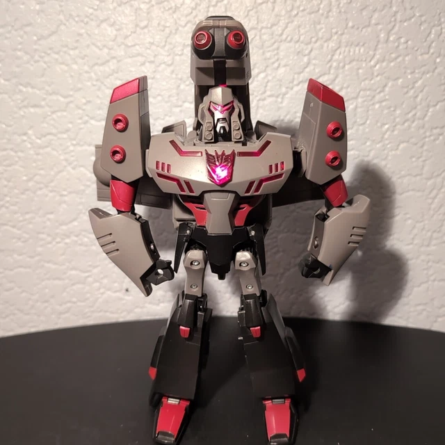 TRANSFORMERS ANIMATED LEADER Class Megatron Action Figure Lights Sounds ...