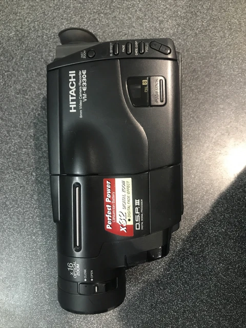 HITACHI 8MM VIDEO Camera Recorder X32 Digital Zoom Perfect Power ...