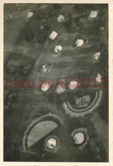 FOTO, LUFTW. FLIEGERH. Döberitz, Flug über Zeltstadt, Nürnberg?, 1941 ...