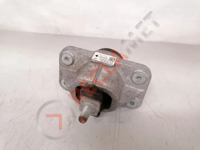LAND ROVER DISCOVERY L462 Engine Mount CPLA-6A003-BG CPLA-6A003-BG £89. ...