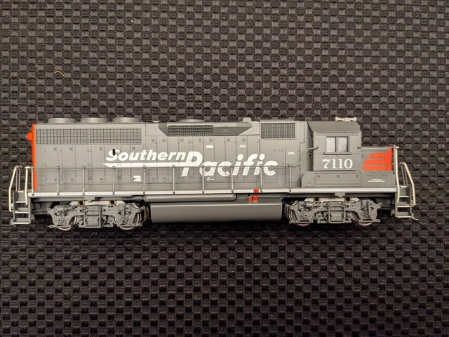 LOCOMOTIVE ATHEARN HO EMD GP40-2 Southern Pacific #7110, tire 16 voitures facilement EUR 53,30 ...