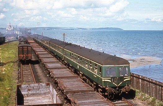 COLOUR RAIL SLIDE DE 428 of BR class 126 DMU £2.95 - PicClick UK