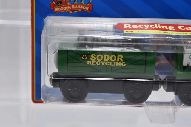 THOMAS & FRIENDS Wooden Railway Train RECYCLING CARS & BINS SET 2006 ...