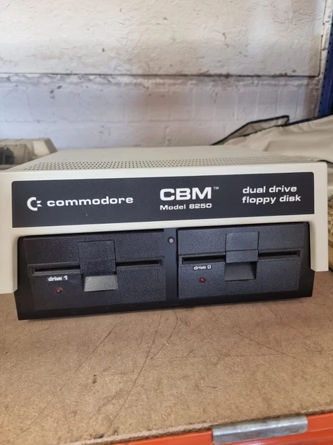 VINTAGE COMMODORE DUAL Drive Floppy Disk CBM Model 8250 £45.00 ...