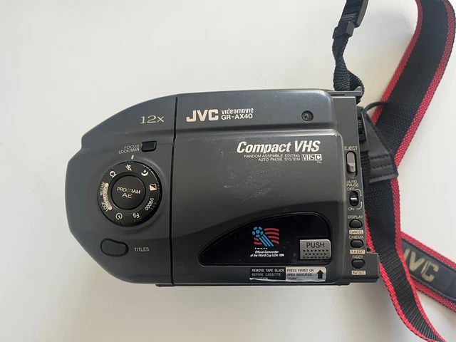 JVC GR-AX40 VIDEOCAMERA compatta VHS home film anni '90 nostalgia EUR 1 ...