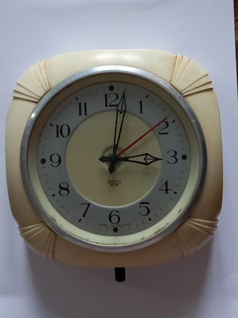 VINTAGE 1950S BAKERLITE Cream Smiths Sectric Wall Clock £51.83 ...