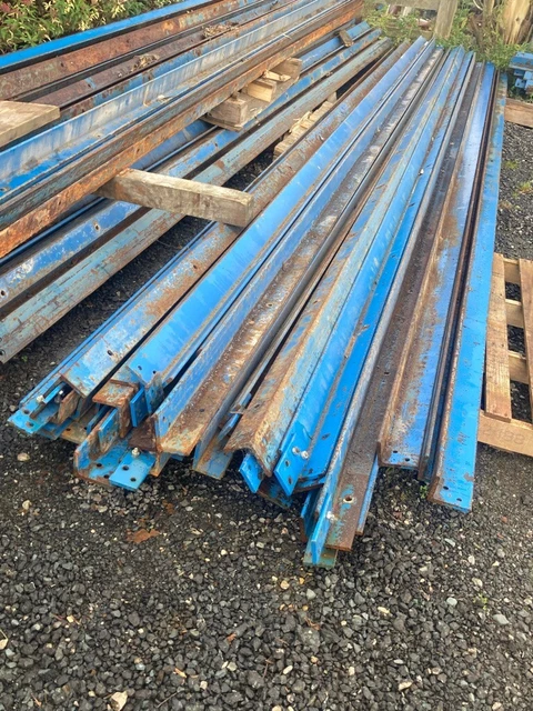 HEAVY ANGLE IRON Ex Roof Purlins 6m Lengths 4"x3" Section. 10mm Thick ...