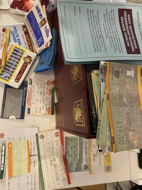 ASTON VILLA PROGRAMMES £160.00 - PicClick UK