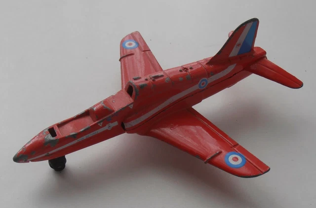 MATCHBOX BAE HAWK T Mk1 Raf Red Arrows Jet Plane £4.99 - PicClick UK