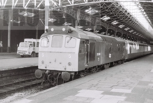 35MM NEGATIVE BR British Railways Diesel Loco Class 25 25266 c1980 £4.98 - PicClick UK