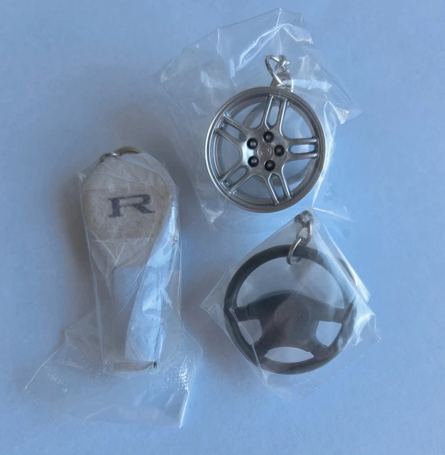 NISSAN R33 GT-R Skyline Key, Steering Wheel & RIim Keychain Bandai ...