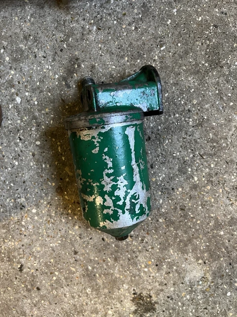 CLASSIC MINI ENGINE Block Oil Filter Housing Early Canister-A Series £ ...