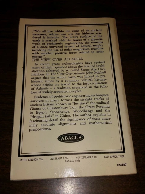 LIVRE DE POCHE John Michell The View Over Atlantis (Boîte20)