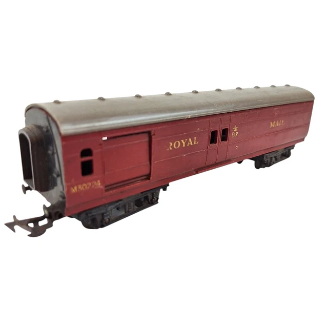 MIXED JOB LOT x5 Model Railway Coaches Tri-ang Hornby R.23 R120 R224 ...