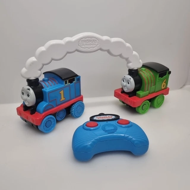 THOMAS THE TANK Engine & Friends - Thomas & Percy Race N Chase RC ...