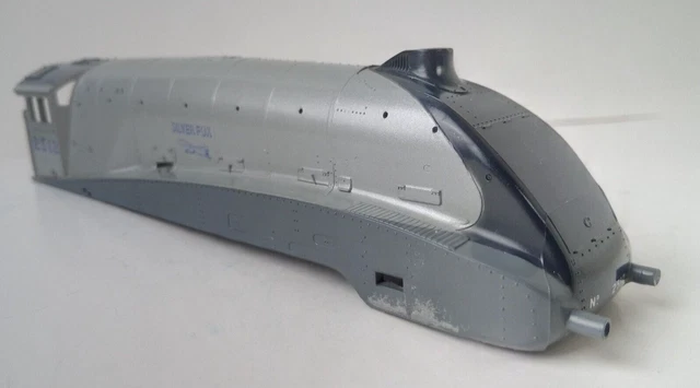 HORNBY OO GAUGE LNER "Silver Fox" A4 Pacific Class 4-6-2 Locomotive ...