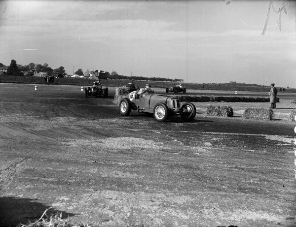 BOB GERARD IN a ERA B-type 1948 Motor Racing Old Photo 1 EUR 7,39 ...