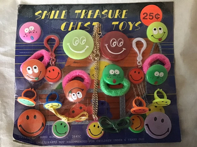 VTG VENDING DISPLAY Smiley Face Toy Emoji Necklaces Rings Hair Elastic ...