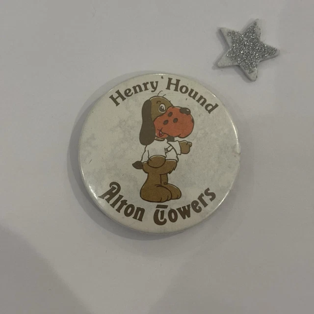 ALTON TOWERS HENRY Hound Button Badge £1.75 - PicClick UK
