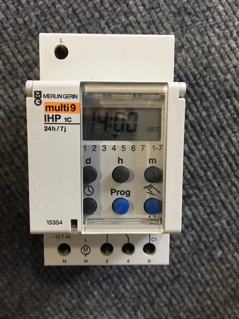 MERLIN GERIN MULTI 9 Digital Time Switch Programmable IHP 1C 24h/7h ...