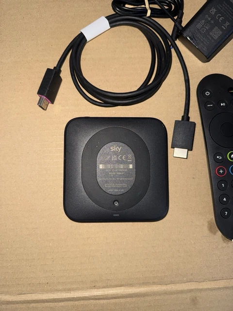 SKY STREAM PUCK TV Streaming Box IP061-EF-ANT Complete Set -Brand New £ ...