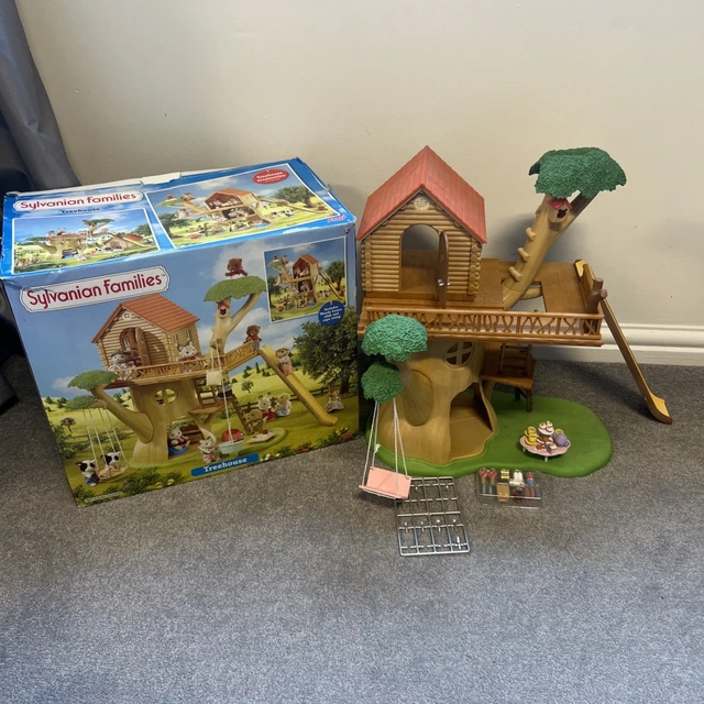 SYLVANIAN FAMILIES BOXED Treehouse Bundle. Accessories. £39.99 ...