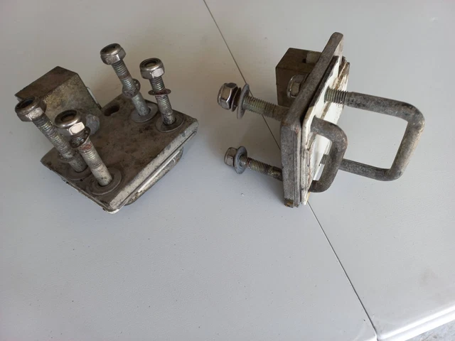 POWERTOUCH CARAVAN MOVER Clamp set for single axle. (including stop ...