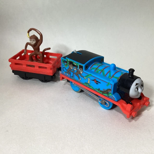 THOMAS THE TANK engine trackmaster train monkey mania with monkey truck ...