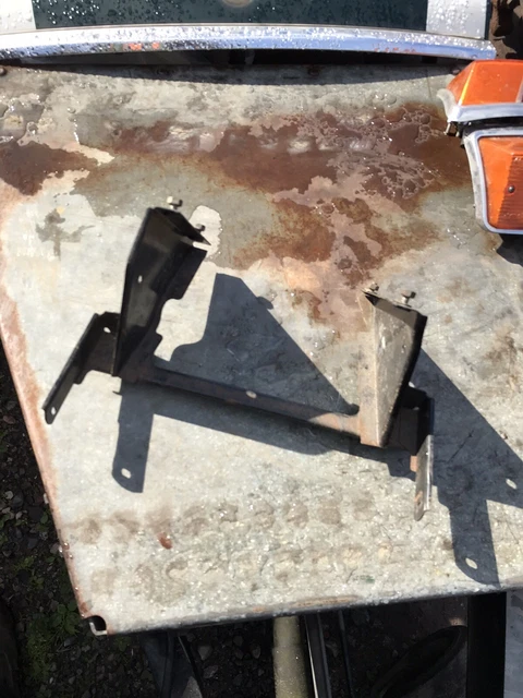 CLASSIC MINI 3 Clock instrument cluster Bulkhead Bracket rover austin ...