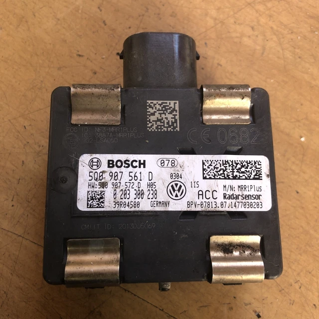 VW AUDI GOLF MK7 DISTANCE CONTROL RADAR SENSOR 5Q0907561D 2013-18 £90. ...