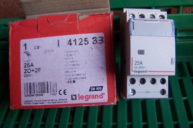 CONTACTEUR DE PUISSANCE 412533 Legrand bobine 230 v~ 2p 400 v 25A EUR 41,00 - PicClick FR