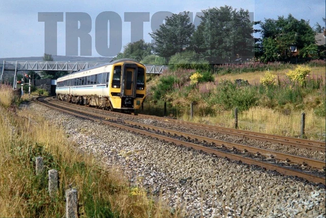 35MM SLIDE BR British Rail Diesel DMU Class 158 158762 Diggle 1995 ...