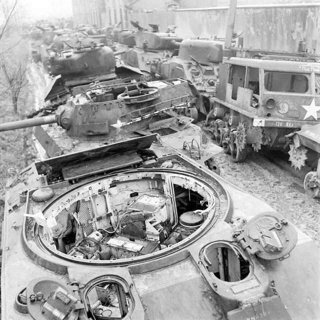 WW2 WWII PHOTO World War Two / US Army M3 Lee Tanks in England 1942 ...