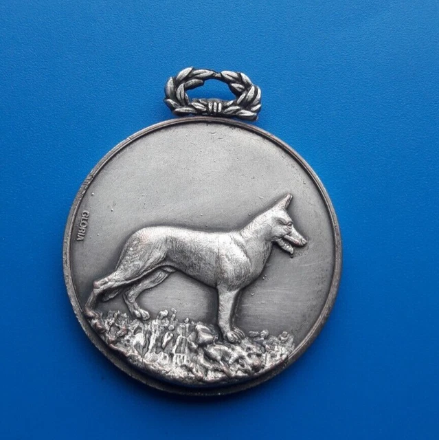 #20114# JOLIE MÉDAILLE signée GLORIA : Médaille "Chien" EUR 20,00 ...