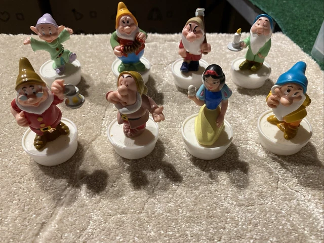 DISNEY NESTLE SCHNEEWITTCHEN und die 7 Zwerge Figuren 8 Stück EUR 24,99 ...