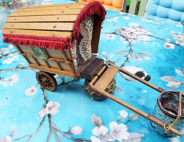 VINTAGE GYPSY CARAVAN model CART ROMANY WAGON £18.00 - PicClick UK