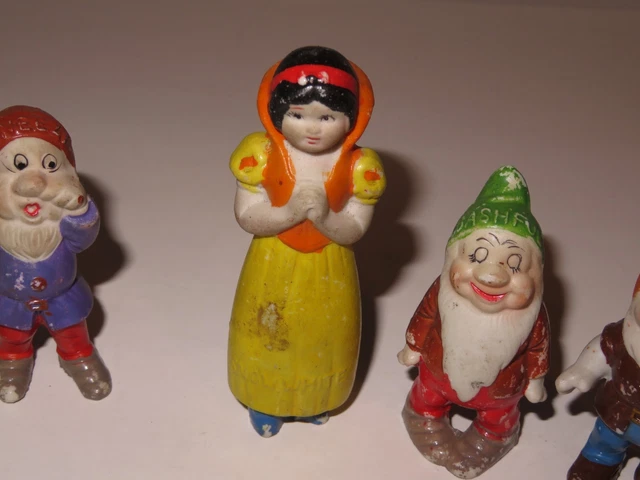 VINTAGE 1930S WALT Disney Painted Bisque Snow White & Dwarfs Figures ...