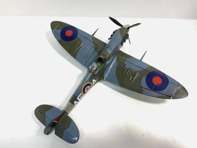 BUILT 1/48 SUPERMARINE spitfire Vb Outstanding display model £45.00 ...