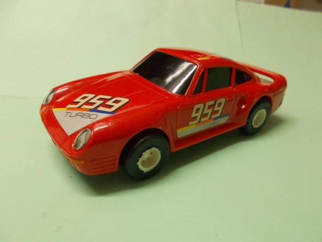 PORSCHE 959 TURBO 20cm rouge à friction marque Turbo Racer sans boite ...