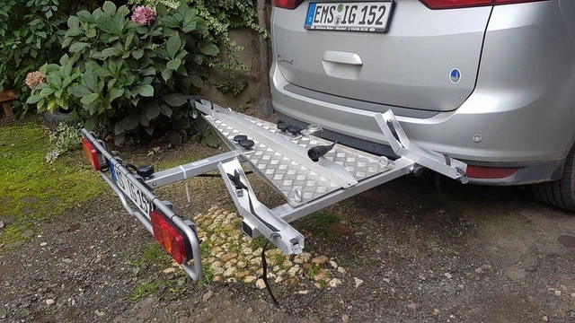 Stilvolle Hecktrger Auf Anhngerkupplung Ebenbild